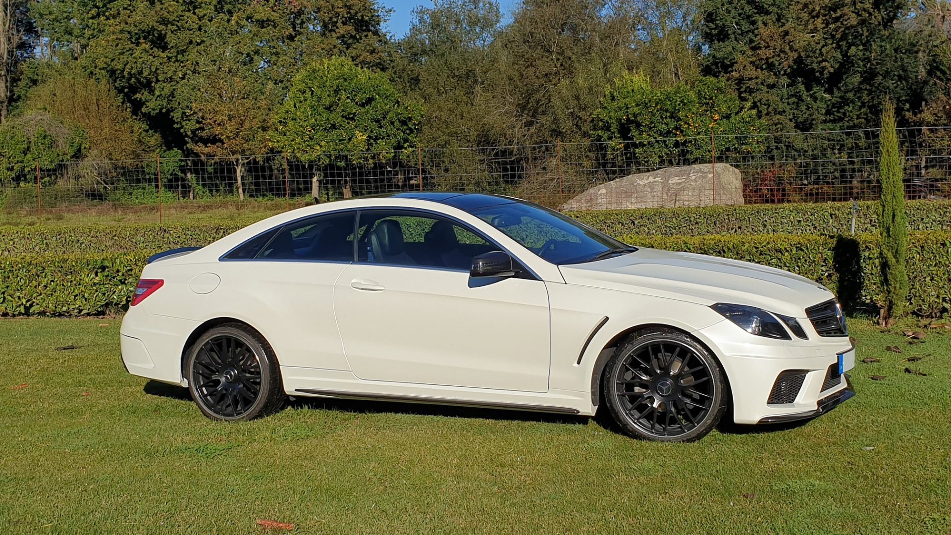 Mercedes-Benz Class E C207 Coupé (09-13) - Kit Completo AMG Black ...