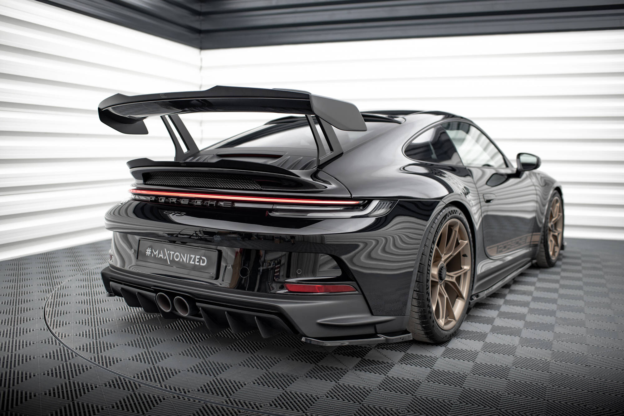 Porsche 911 992 GT3 - Aileron superior / Extensão - Unicartuning ...